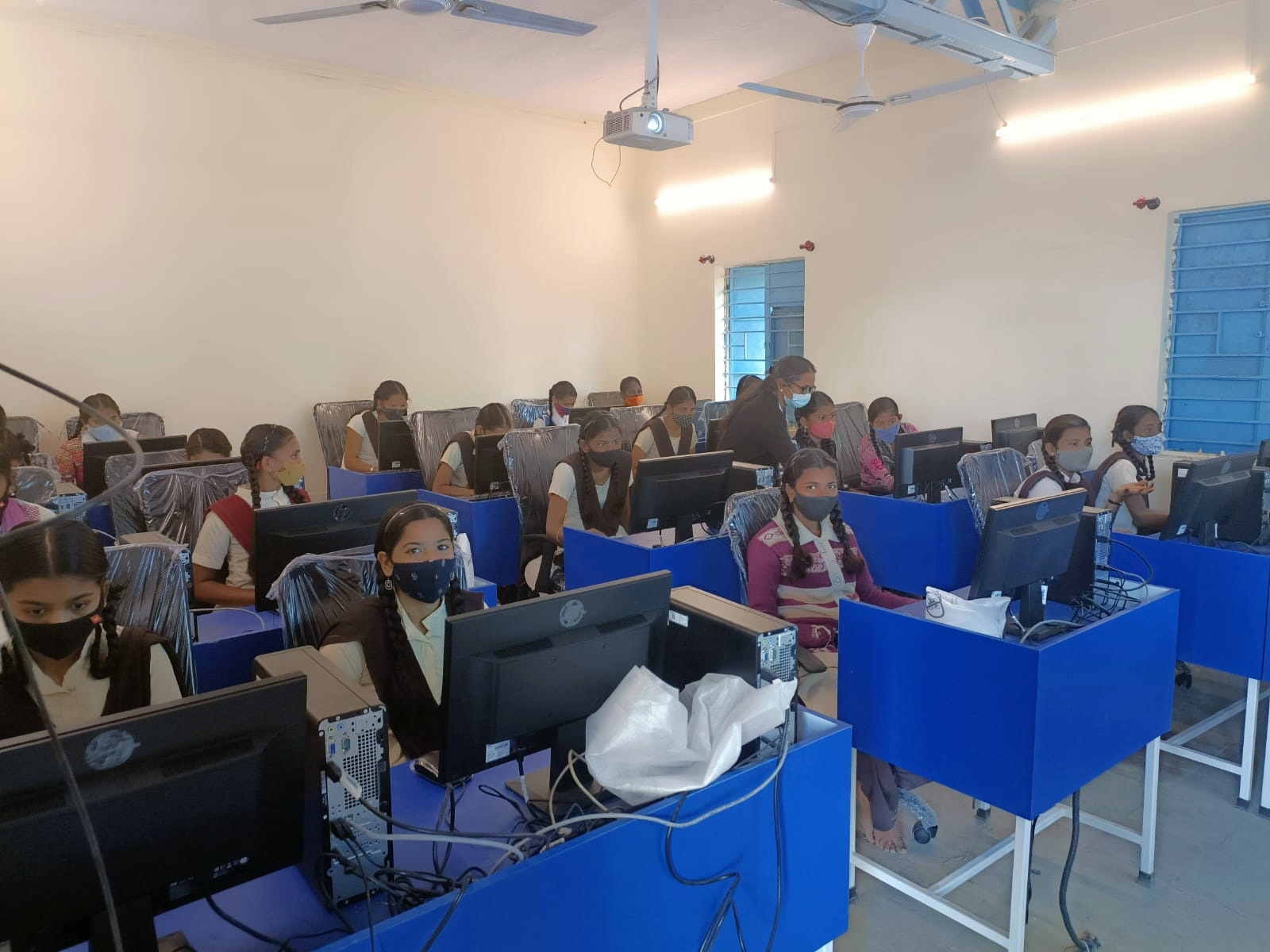 Y4D Foundation - Empowering the Underprivilege